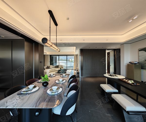 建发朗玥宸玥户型，建发朗玥3室2厅3卫1厨约183.00平米户型图，朝南北朝向 - 武汉安居客
